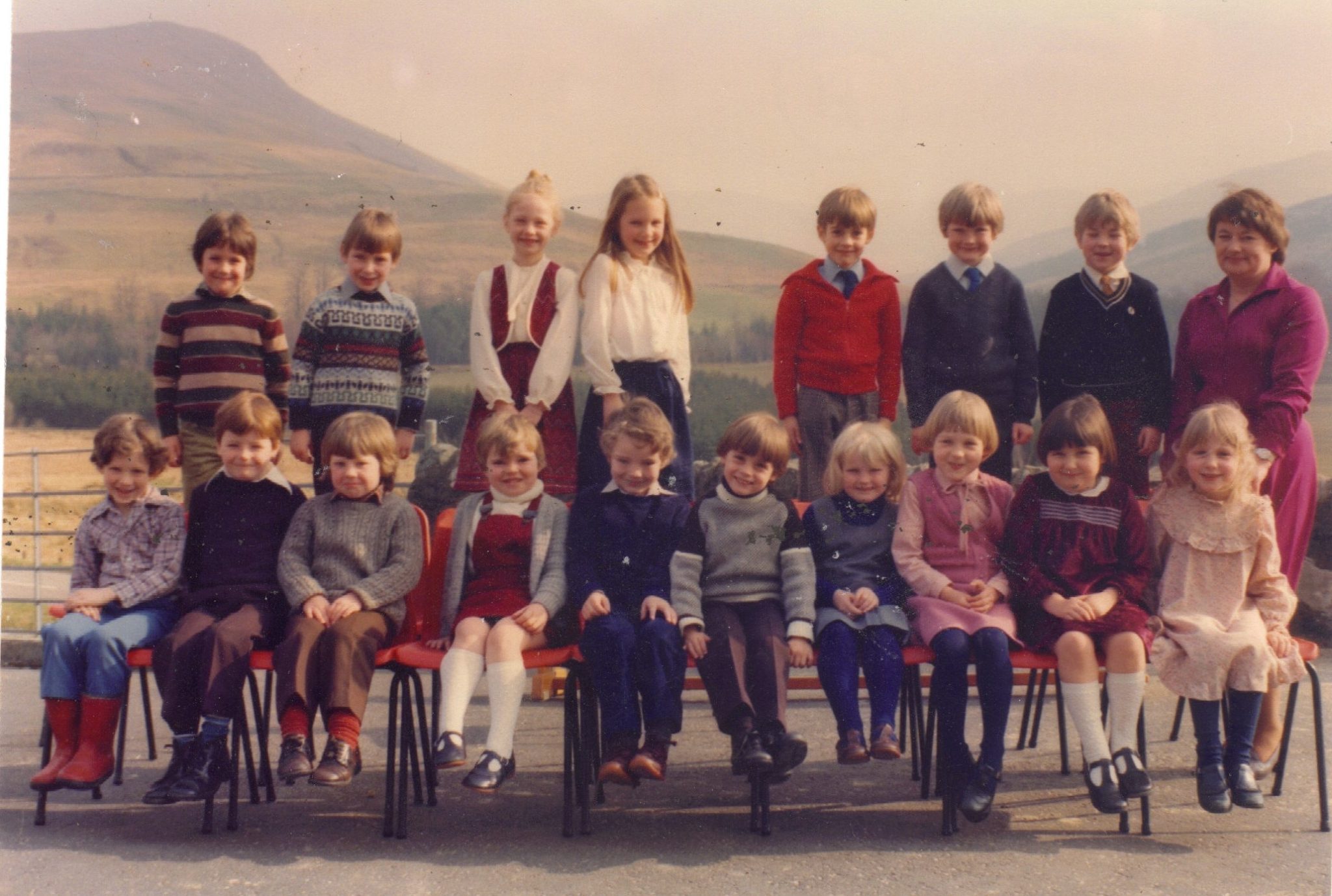 Strachur Primary School Group Photos 1976 – 2001 – SDLHS